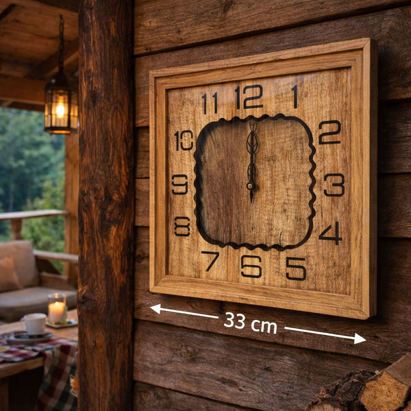 Ceas de perete rustic din lemn, cu design patrat, cifre vizibile si me ...